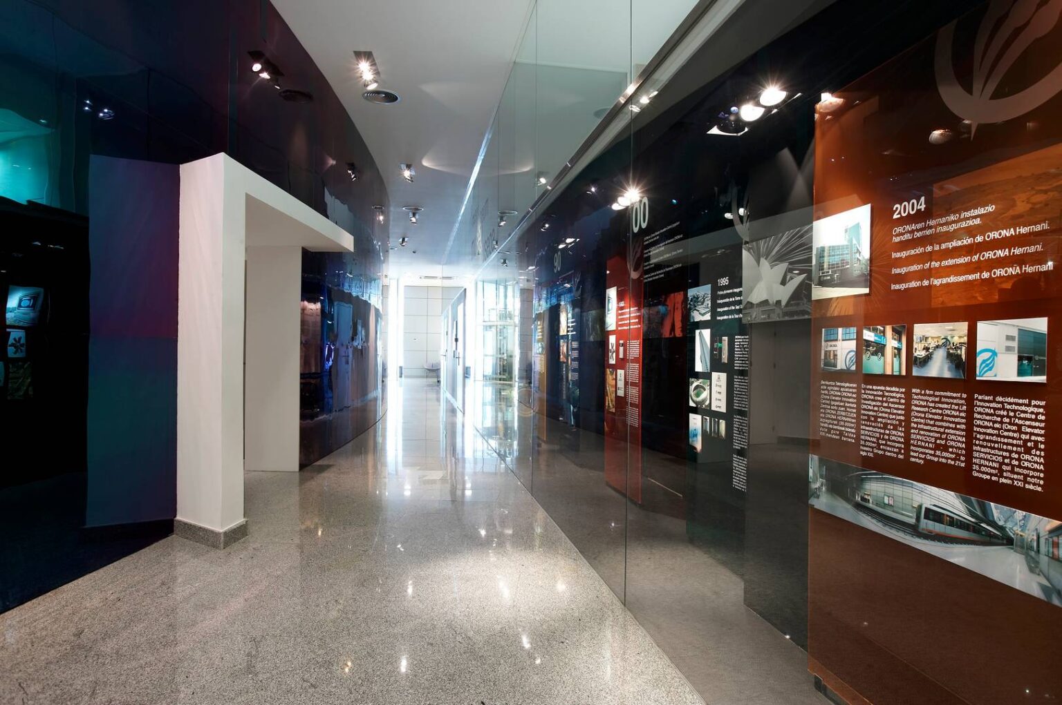 Showroom Orona | ZORROZUA y Asociados